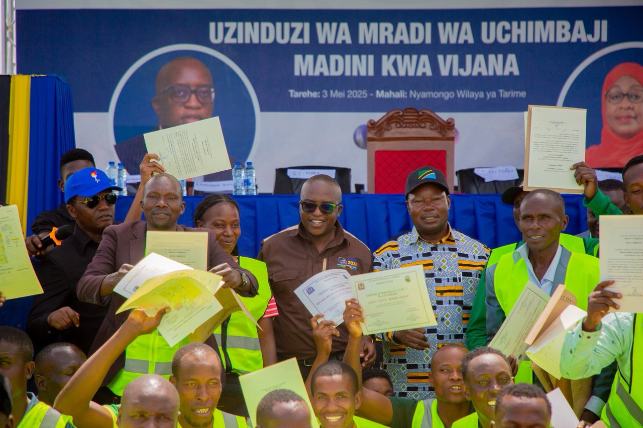 MAVUNDE AZINDUA MRADI WA KIHISTORIA WA VIJANA NYAMONGO-TARIME – Demo Krasia